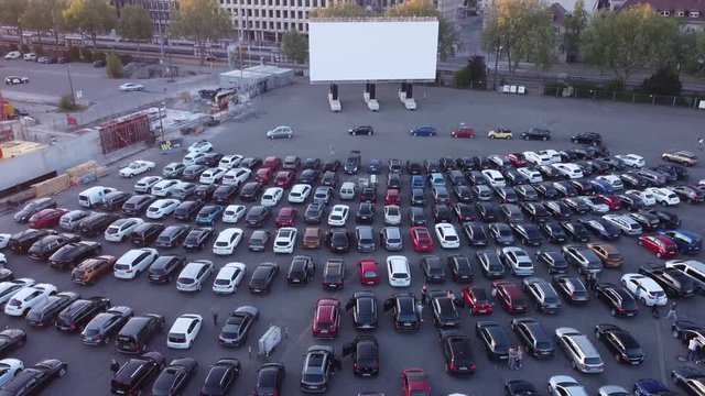 รูปภาพDrive-In – เลือกดูภาพถ่ายสต็อก เวกเตอร์ และวิดีโอ3,359 | Adobe Stock
