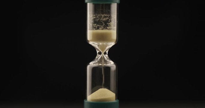 Bottleneck Bilder – Durchsuchen 17,850 Archivfotos, Vektorgrafiken und ...