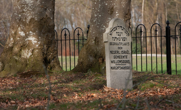 รูปภาพThombstone – เลือกดูภาพถ่ายสต็อก เวกเตอร์ และวิดีโอ252 | Adobe Stock