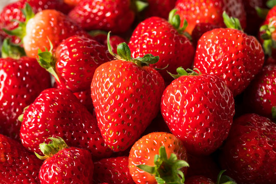 "Strawberry Background" Images – Browse 3,338 Stock Photos, Vectors ...