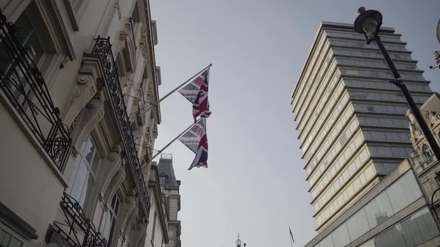 "English Flags" Bilder – Durchsuchen 106 Archivfotos, Vektorgrafiken ...