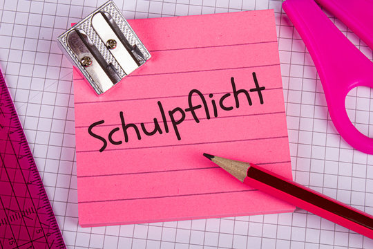 Schulpflicht Imagens – Procure 1,573 fotos, vetores e vídeos | Adobe Stock