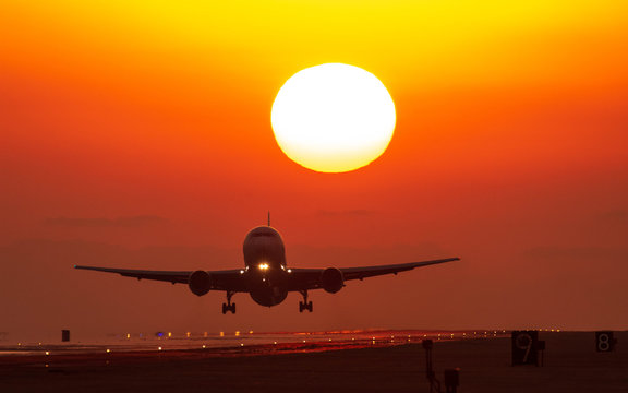 "Happy Flight" Bilder – Durchsuchen 142 Archivfotos, Vektorgrafiken und ...