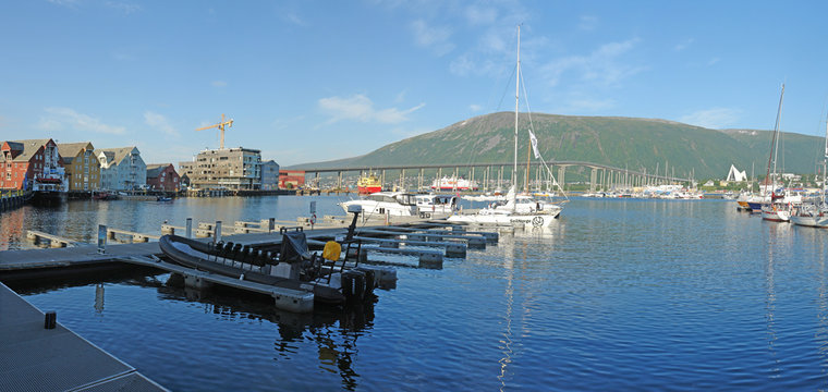 「Larboard」の画像 - 1,642 件の Stock 写真、ベクターおよびビデオ | Adobe Stock