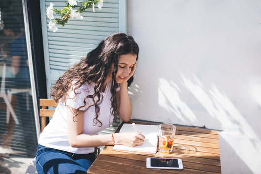 รูปภาพRefreshness – เลือกดูภาพถ่ายสต็อก เวกเตอร์ และวิดีโอ2,849 | Adobe ...