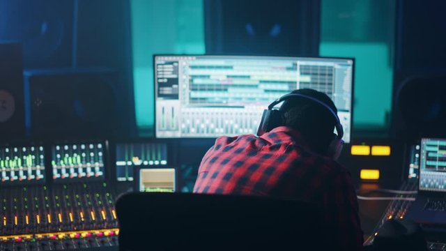 「Daw」の写真素材 | 37,380件の無料イラスト画像 | Adobe Stock