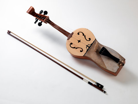 Kobyz Bilder – Durchsuchen 154 Archivfotos, Vektorgrafiken und Videos ...