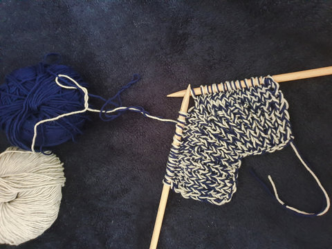 Strickzeug Bilder – Durchsuchen 2,120 Archivfotos, Vektorgrafiken und ...