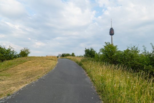 รูปภาพSchuttberg – เลือกดูภาพถ่ายสต็อก เวกเตอร์ และวิดีโอ340 | Adobe Stock