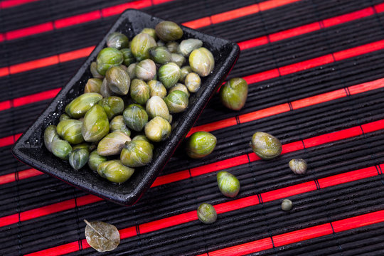 รูปภาพKapers – เลือกดูภาพถ่ายสต็อก เวกเตอร์ และวิดีโอ405 | Adobe Stock