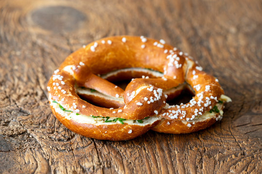 Butterbrezel bilder – Bläddra bland 81 stockfoton, vektorer och videor ...