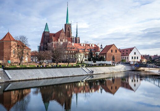 รูปภาพOstrow – เลือกดูภาพถ่ายสต็อก เวกเตอร์ และวิดีโอ2,847 | Adobe Stock