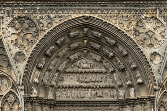 Spitzbogen 이미지 – 찾아보기 998 스톡 사진, 벡터 및 비디오 | Adobe Stock