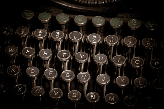 "Typewriter Keyboard" Images – Browse 1,145 Stock Photos, Vectors, and ...