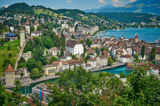 Reuss Bilder – Durchsuchen 8,271 Archivfotos, Vektorgrafiken und Videos ...