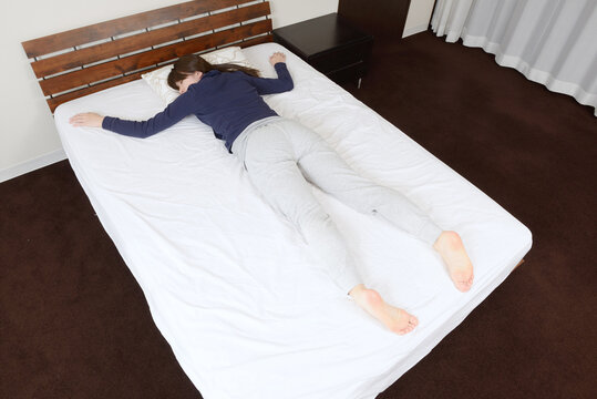 「気だるい」の画像 - 502 件の Stock 写真、ベクターおよびビデオ | Adobe Stock