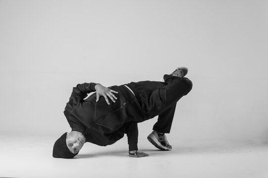 「Bboy」の画像 - 1,911 件の Stock 写真、ベクターおよびビデオ | Adobe Stock