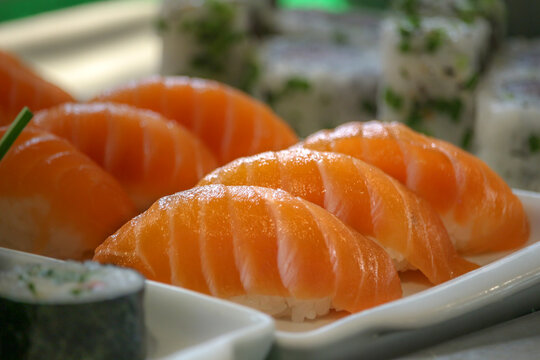 Niguiri Bilder – Durchsuchen 949 Archivfotos, Vektorgrafiken und Videos ...