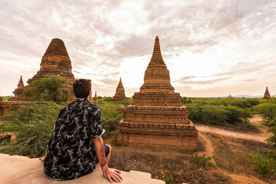 รูปภาพBagada – เลือกดูภาพถ่ายสต็อก เวกเตอร์ และวิดีโอ782 | Adobe Stock