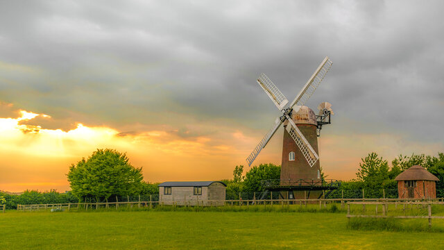 Swindon Images – Browse 614 Stock Photos, Vectors, and Video | Adobe Stock