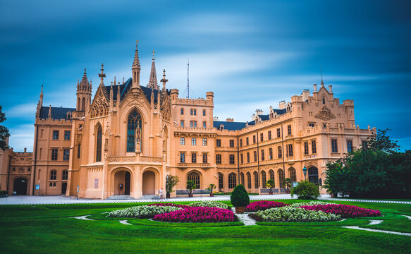 Obrázky Lednice-Valtice – procházejte fotografie, vektory a videa 1,014 ...