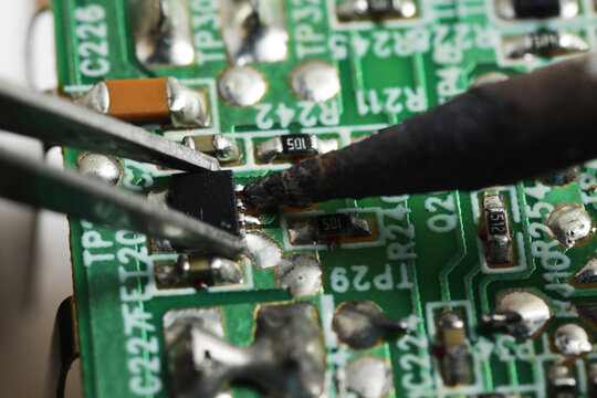 รูปภาพSoldering-Iron – เลือกดูภาพถ่ายสต็อก เวกเตอร์ และวิดีโอ663 ...