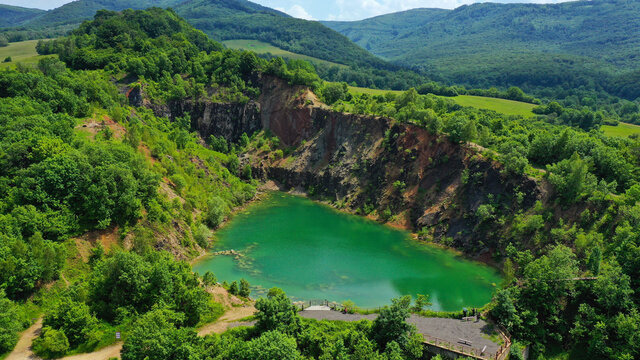 Lom bilder – Bläddra bland 4,835 stockfoton, vektorer och videor ...