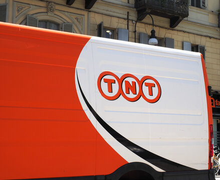 Tnt Bilder – Durchsuchen 16,113 Archivfotos, Vektorgrafiken und Videos ...