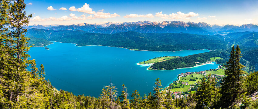 Walchensee bilder – Bläddra bland 6,067 stockfoton, vektorer och videor ...
