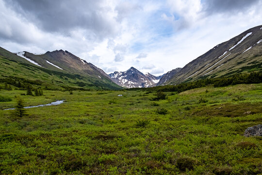 Trogtal Bilder – Durchsuchen 2,445 Archivfotos, Vektorgrafiken und ...