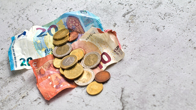 รูปภาพGeldspende – เลือกดูภาพถ่ายสต็อก เวกเตอร์ และวิดีโอ1,129 | Adobe ...