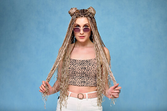 รูปภาพCornrows – เลือกดูภาพถ่ายสต็อก เวกเตอร์ และวิดีโอ6,056 | Adobe Stock