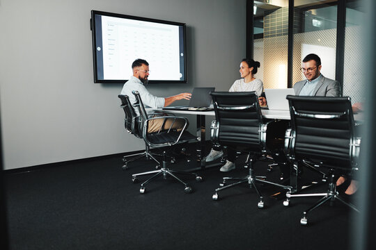 Projection Presentation Office Images – Browse 7,273 Stock Photos ...