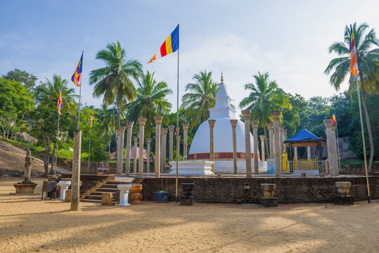 รูปภาพDagaba – เลือกดูภาพถ่ายสต็อก เวกเตอร์ และวิดีโอ452 | Adobe Stock