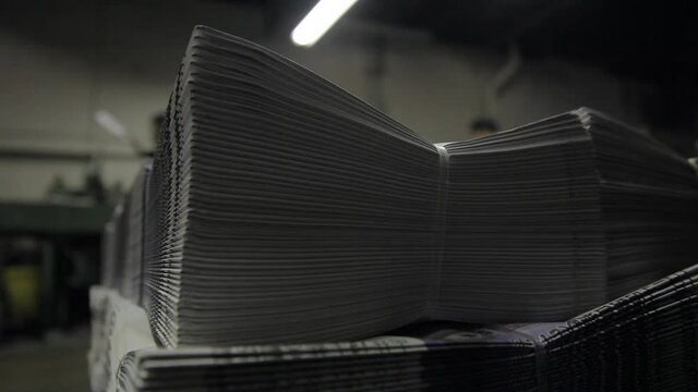 "Pile Of Newspapers" Bilder – Durchsuchen 546 Archivfotos ...