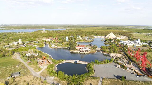 Belantis Bilder – Durchsuchen 44 Archivfotos, Vektorgrafiken und Videos ...