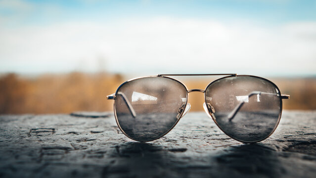 รูปภาพShades – เลือกดูภาพถ่ายสต็อก เวกเตอร์ และวิดีโอ3,152,398 | Adobe ...