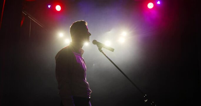 รูปภาพComedian – เลือกดูภาพถ่ายสต็อก เวกเตอร์ และวิดีโอ1,905,261 ...