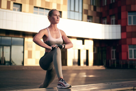 "Stretching Workout" Bilder – Durchsuchen 86 Archivfotos ...