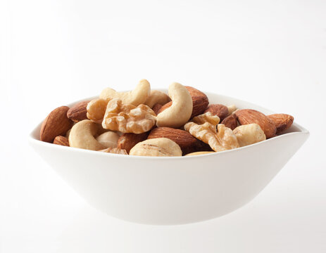 Nussarten Bilder – Durchsuchen 3,963 Archivfotos, Vektorgrafiken und ...