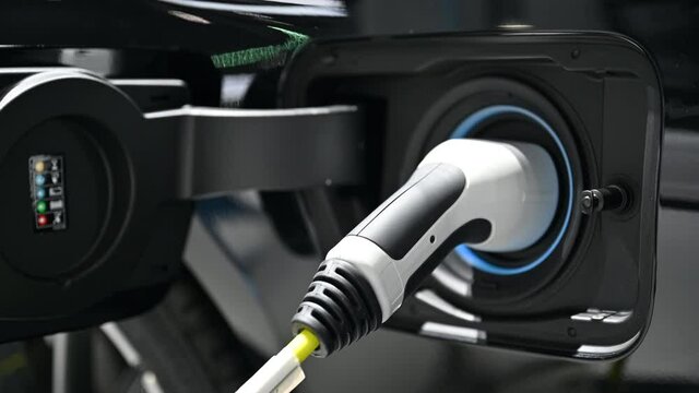 Charging Video-Footage – Durchsuchen 35,048 HD-Archivvideos und Footage ...