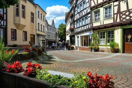 รูปภาพLinz – เลือกดูภาพถ่ายสต็อก เวกเตอร์ และวิดีโอ8,854 | Adobe Stock