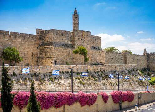 "Jerusalem Flag" Images – Browse 15 Stock Photos, Vectors, and Video ...