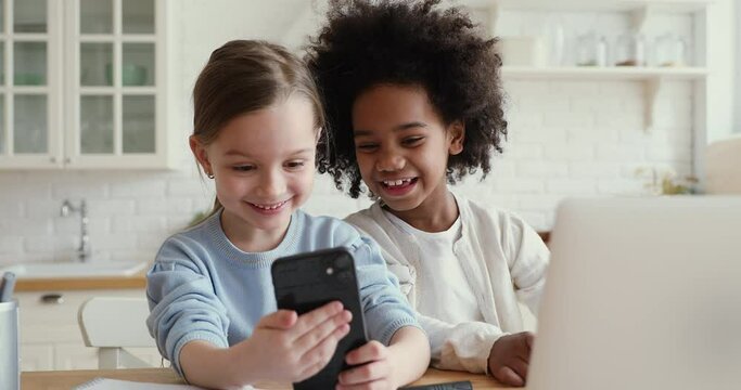 Demi-Sœur Images – Parcourir 655 le catalogue de photos, vecteurs et ...