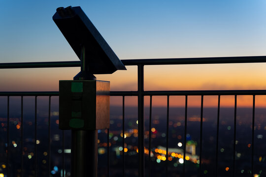 Periskop Bilder – Durchsuchen 11,489 Archivfotos, Vektorgrafiken und ...