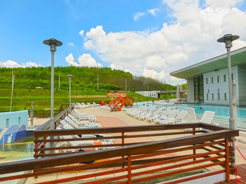 Sweem 画像 - 参照 297 Stock 写真、ベクターおよびビデオ | Adobe Stock