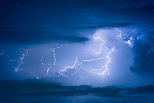 Free Lightning Images – Browse 2,581 Free Stock Photos, Vectors, and ...