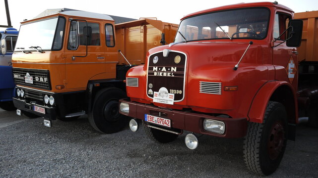 Daf Bilder – Durchsuchen 1,399 Archivfotos, Vektorgrafiken und Videos ...