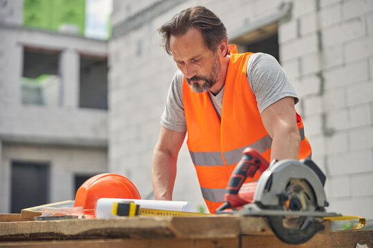 รูปภาพConstructor – เลือกดูภาพถ่ายสต็อก เวกเตอร์ และวิดีโอ171,810 ...