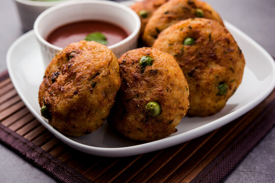 Aloo Tikki"」の写真素材 | 2,351件の無料イラスト画像 | Adobe Stock